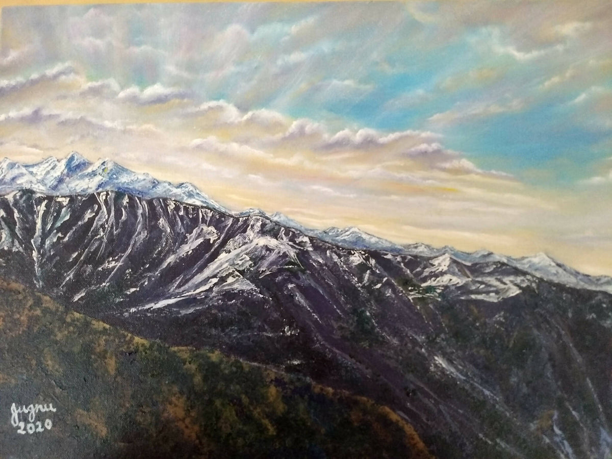 Picturesque view of the early sunrise in Himalayas – Gallerist.in